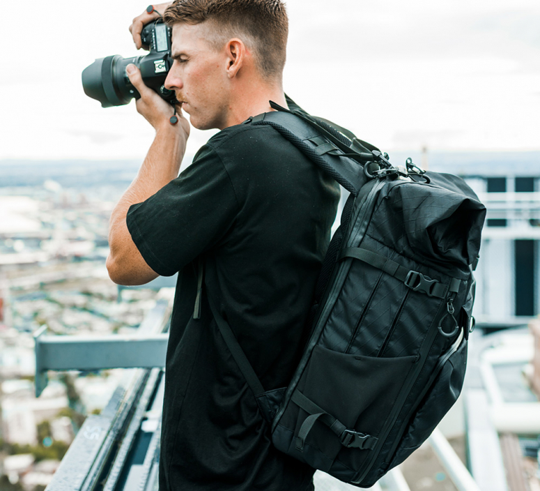 Compagnon Element backpack 30L volcano black - Foto Erhardt