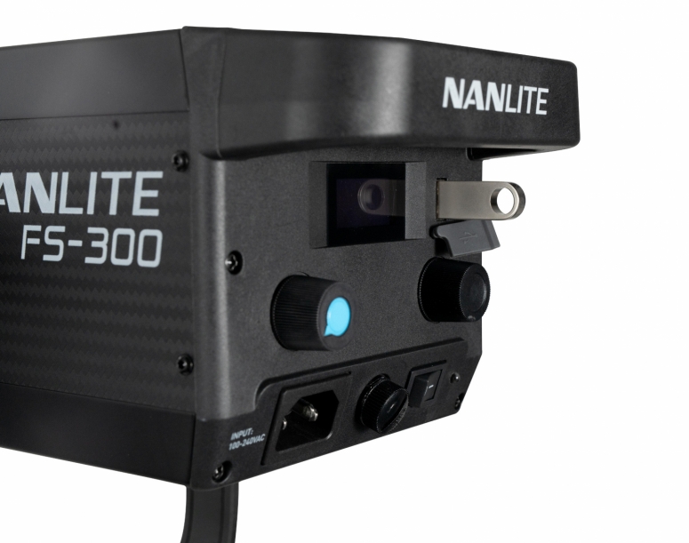 NANLITE Studio Spotlight FS-300 300W - Foto Erhardt