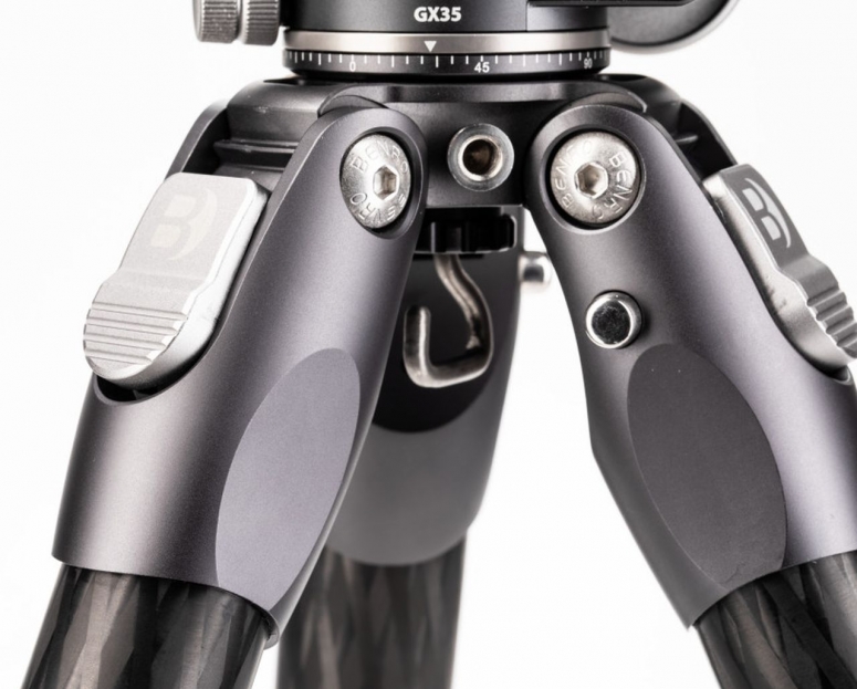 Benro Stativ Tortoise 34C + GX35 Kit Carbon (TTOR34CGX35) - Foto Erhardt