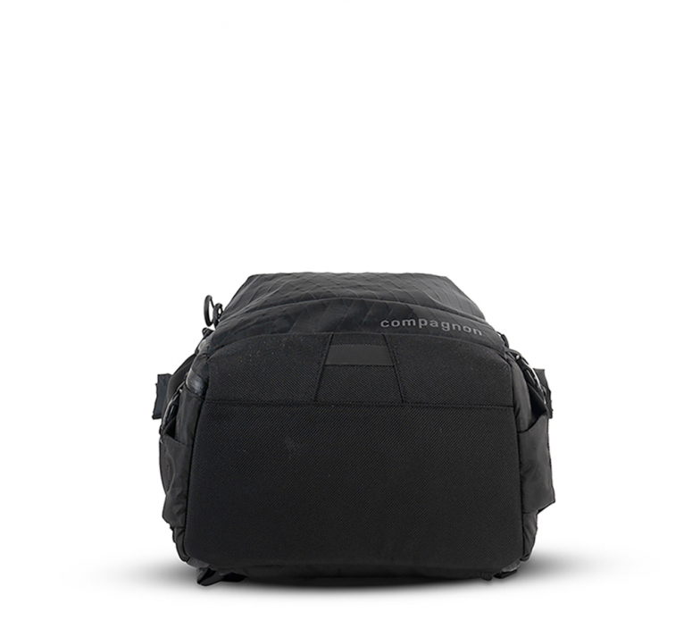 Compagnon Element backpack 30L volcano black - Foto Erhardt