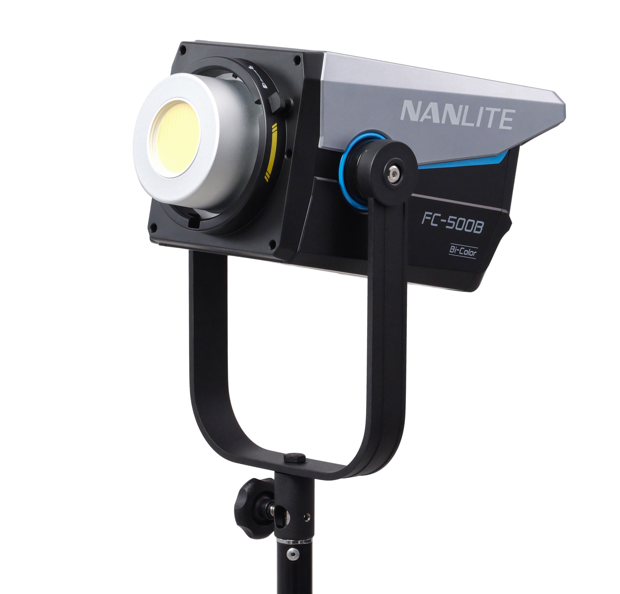 NANLITE FC-500B Bi-Color studio spotlight - Foto Erhardt